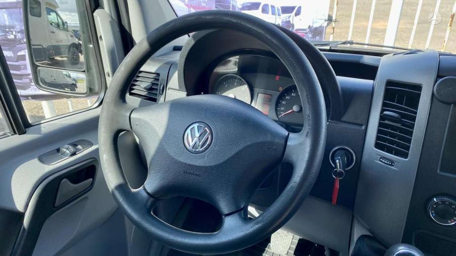 Pelēks Volkswagen Crafter 2013 Marijampole, ar dzinēja tilpumu 1.97 L un nobraukumu 442 tūkst. km par 11798 €, foto 15 vietnē AUTOMOTO.COM.LV