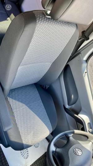 Pelēks Volkswagen Crafter 2013 Marijampole, ar dzinēja tilpumu 1.97 L un nobraukumu 442 tūkst. km par 11798 €, foto 18 vietnē AUTOMOTO.COM.LV