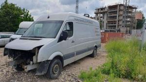 Pelēks Volkswagen Crafter 2016 Viļņa, ar dzinēja tilpumu 1.97 L un nobraukumu 440 tūkst. km par 4000 €, foto  vietnē AUTOMOTO.COM.LV