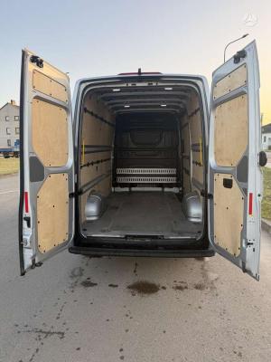 Pelēks Volkswagen Crafter 2018 Skaudvilė, ar dzinēja tilpumu 1.97 L un nobraukumu 310 tūkst. km par 11900 €, foto 12 vietnē AUTOMOTO.COM.LV