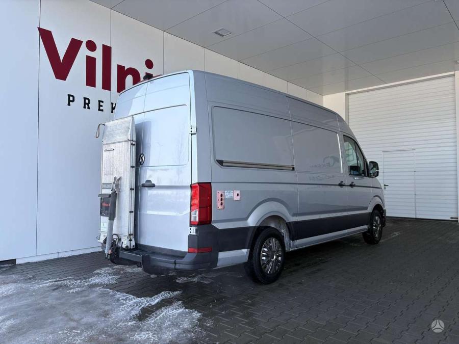 Pelēks Volkswagen Crafter 2019 Viļņa, ar dzinēja tilpumu 1.97 L un nobraukumu 73 tūkst. km par 24990 €, foto 7 vietnē AUTOMOTO.COM.LV