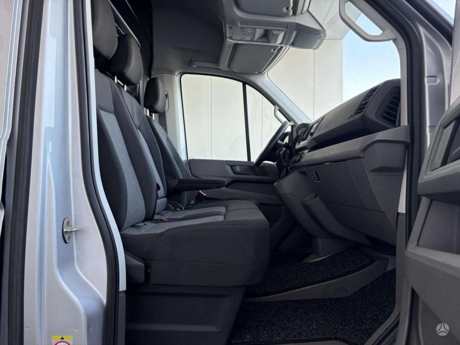 Pelēks Volkswagen Crafter 2019 Viļņa, ar dzinēja tilpumu 1.97 L un nobraukumu 73 tūkst. km par 24990 €, foto 18 vietnē AUTOMOTO.COM.LV