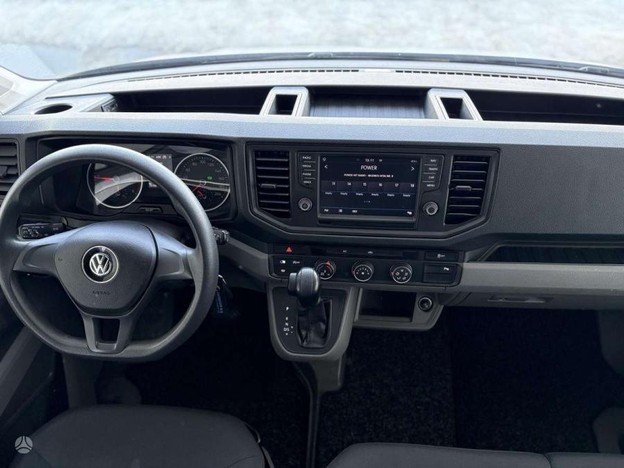 Pelēks Volkswagen Crafter 2019 Viļņa, ar dzinēja tilpumu 1.97 L un nobraukumu 73 tūkst. km par 24990 €, foto 19 vietnē AUTOMOTO.COM.LV