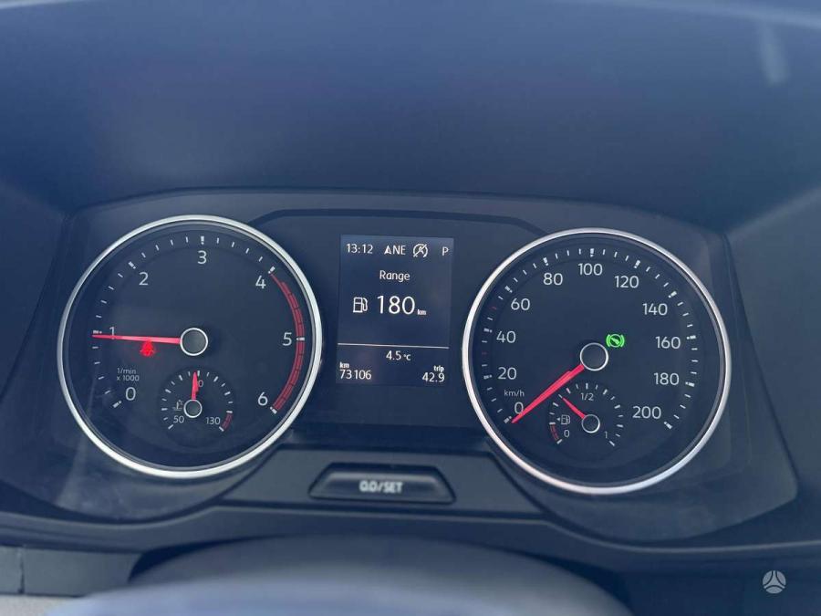 Pelēks Volkswagen Crafter 2019 Viļņa, ar dzinēja tilpumu 1.97 L un nobraukumu 73 tūkst. km par 24990 €, foto 21 vietnē AUTOMOTO.COM.LV