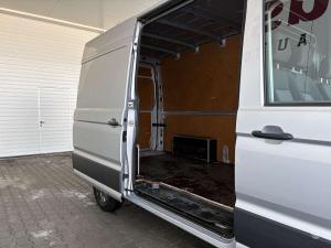 Pelēks Volkswagen Crafter 2019 Viļņa, ar dzinēja tilpumu 1.97 L un nobraukumu 73 tūkst. km par 24990 €, foto 27 vietnē AUTOMOTO.COM.LV
