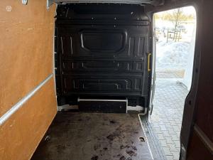 Pelēks Volkswagen Crafter 2019 Viļņa, ar dzinēja tilpumu 1.97 L un nobraukumu 73 tūkst. km par 24990 €, foto 30 vietnē AUTOMOTO.COM.LV