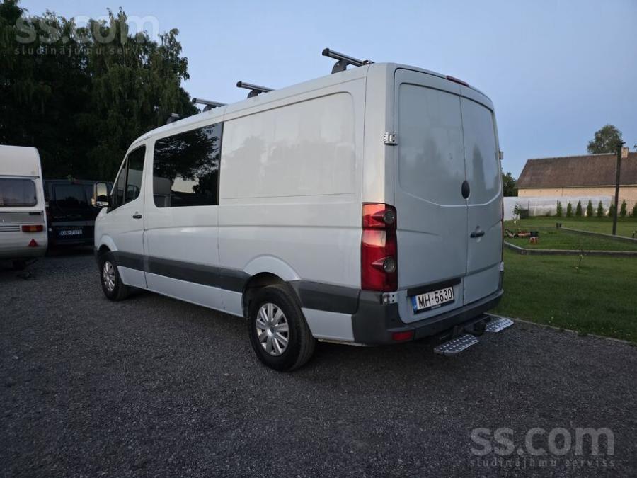 Pelēks Volkswagen Crafter 2007 Bauska, ar dzinēja tilpumu 2.50 L un nobraukumu 536 tūkst. km par 5800 €, foto 10 vietnē AUTOMOTO.COM.LV