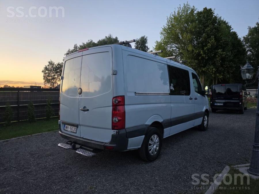 Pelēks Volkswagen Crafter 2007 Bauska, ar dzinēja tilpumu 2.50 L un nobraukumu 536 tūkst. km par 5800 €, foto 11 vietnē AUTOMOTO.COM.LV