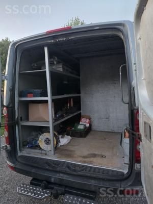 Pelēks Volkswagen Crafter 2007 Bauska, ar dzinēja tilpumu 2.50 L un nobraukumu 536 tūkst. km par 5800 €, foto 13 vietnē AUTOMOTO.COM.LV