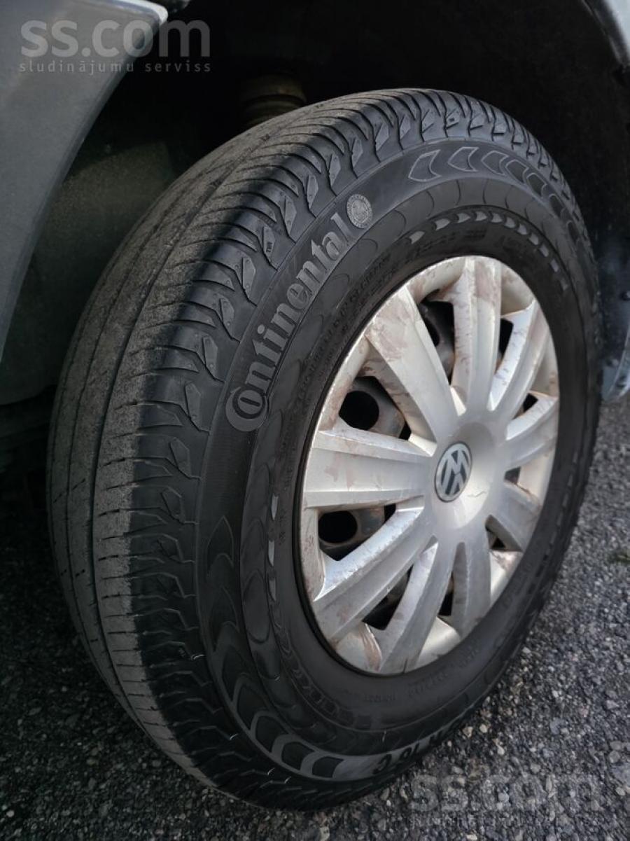 Pelēks Volkswagen Crafter 2007 Bauska, ar dzinēja tilpumu 2.50 L un nobraukumu 536 tūkst. km par 5800 €, foto 19 vietnē AUTOMOTO.COM.LV