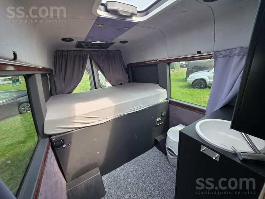 Pelēks Volkswagen Crafter 2008 Jelgava, ar dzinēja tilpumu 2.50 L un nobraukumu 170 tūkst. km par 12500 €, foto 7 vietnē AUTOMOTO.COM.LV