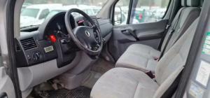 Grey Volkswagen Crafter 2009 in Valmiera, with an engine capacity of 2.50 L and mileage of 0 thousand km for 6900 €, photo 8 on AUTOMOTO.COM.LV