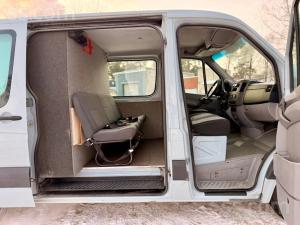 Grey Volkswagen Crafter 2011 in Riga, with an engine capacity of 2.00 L and mileage of 362 thousand km for 8530 €, photo 5 on AUTOMOTO.COM.LV