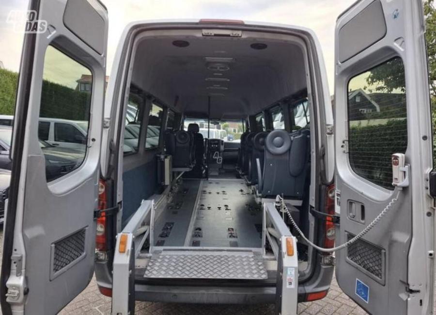 Pelēks Volkswagen Crafter 2011 Kauņa, ar dzinēja tilpumu 2.50 L un nobraukumu 350 tūkst. km par 8650 €, foto 13 vietnē AUTOMOTO.COM.LV