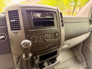 Grey Volkswagen Crafter 2011 in Riga, with an engine capacity of 2.00 L and mileage of 372 thousand km for 7995 €, photo 9 on AUTOMOTO.COM.LV