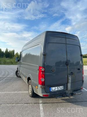 Pelēks Volkswagen Crafter 2011 Ogre, ar dzinēja tilpumu 2.50 L un nobraukumu 549 tūkst. km par 4000 €, foto 4 vietnē AUTOMOTO.COM.LV