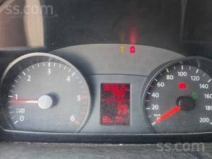 Pelēks Volkswagen Crafter 2012 Rīga, ar dzinēja tilpumu 2.00 L un nobraukumu 366 tūkst. km par 4100 €, foto 4 vietnē AUTOMOTO.COM.LV