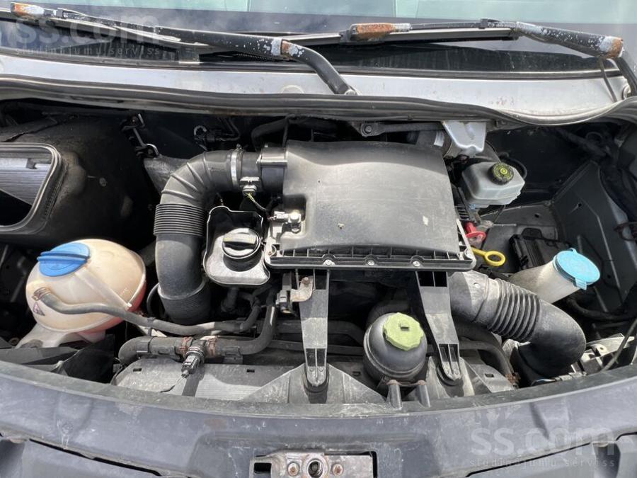 Pelēks Volkswagen Crafter 2015 Rīga, ar dzinēja tilpumu 2.00 L un nobraukumu 734 tūkst. km par 3950 €, foto 8 vietnē AUTOMOTO.COM.LV