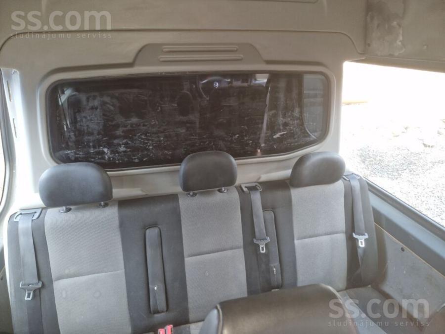 Grey Volkswagen Crafter 2016 in Riga, with an engine capacity of 2.00 L and mileage of 371 thousand km for 7000 €, photo 7 on AUTOMOTO.COM.LV