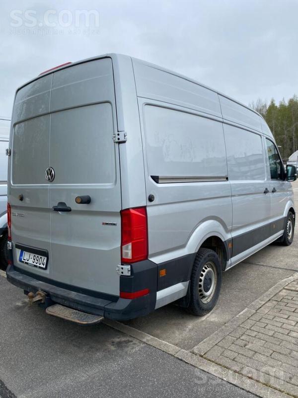 Grey Volkswagen Crafter 2018 in Riga, with an engine capacity of 2.00 L and mileage of 219 thousand km for 2700 €, photo 6 on AUTOMOTO.COM.LV