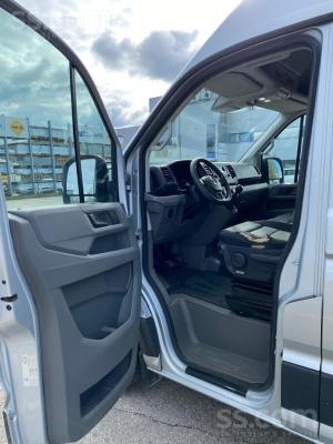 Pelēks Volkswagen Crafter 2018 Rīga, ar dzinēja tilpumu 2.00 L un nobraukumu 170 tūkst. km par 40999 €, foto 10 vietnē AUTOMOTO.COM.LV