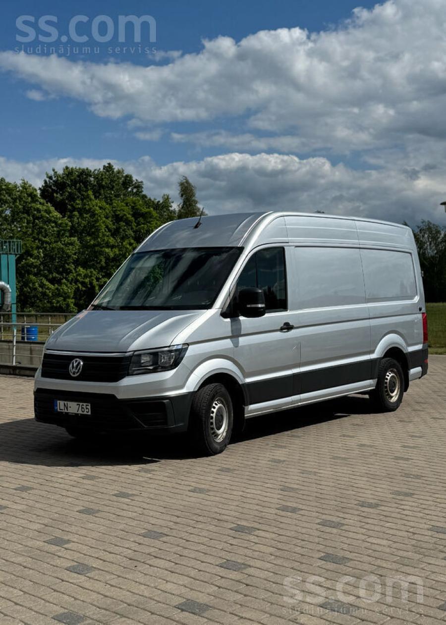 Grey Volkswagen Crafter 2018 in Riga, with an engine capacity of 2.00 L and mileage of 210 thousand km for 14500 €, photo 1 on AUTOMOTO.COM.LV