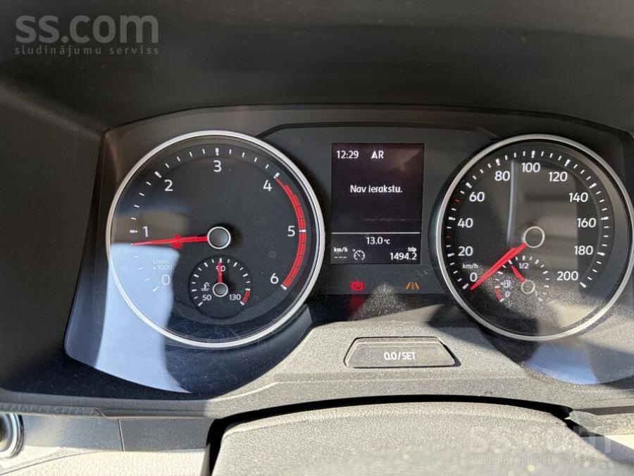 Pelēks Volkswagen Crafter 2019 Rīga, ar dzinēja tilpumu 2.00 L un nobraukumu 120 tūkst. km par 28900 €, foto 12 vietnē AUTOMOTO.COM.LV