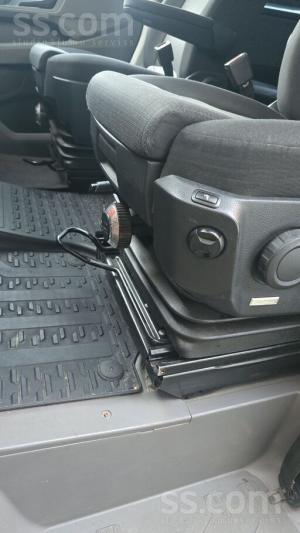 Pelēks Volkswagen Crafter 2019 Rīga, ar dzinēja tilpumu 2.00 L un nobraukumu 230 tūkst. km par 23300 €, foto 19 vietnē AUTOMOTO.COM.LV