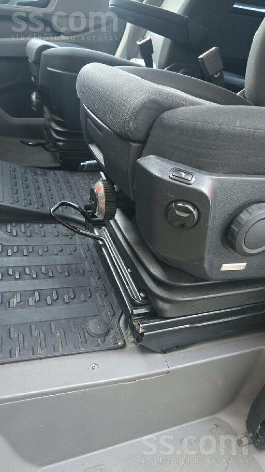 Pelēks Volkswagen Crafter 2019 Rīga, ar dzinēja tilpumu 2.00 L un nobraukumu 230 tūkst. km par 23300 €, foto 19 vietnē AUTOMOTO.COM.LV