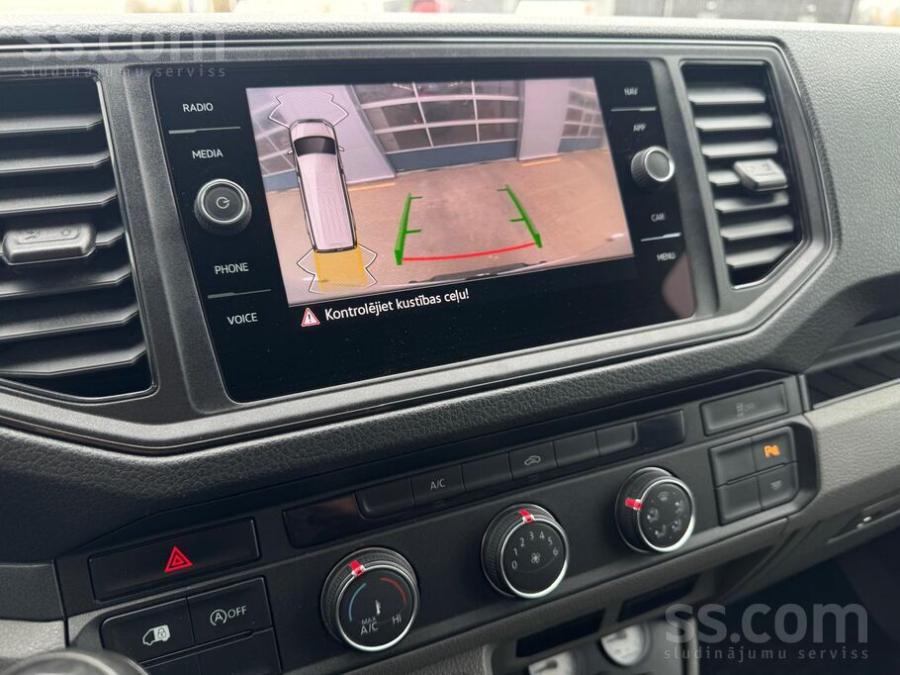Pelēks Volkswagen Crafter 2021 Rīga, ar dzinēja tilpumu 2.00 L un nobraukumu 159 tūkst. km par 18900 €, foto 16 vietnē AUTOMOTO.COM.LV