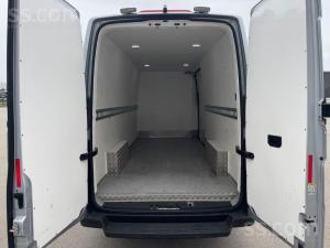 Pelēks Volkswagen Crafter 2021 Rīga, ar dzinēja tilpumu 2.00 L un nobraukumu 159 tūkst. km par 18900 €, foto 21 vietnē AUTOMOTO.COM.LV