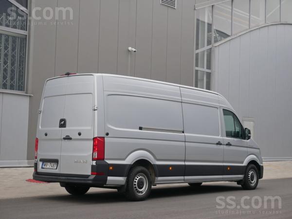 Grey Volkswagen Crafter 2021 in Riga, with an engine capacity of 2.00 L and mileage of 0 thousand km for 13700 €, photo 9 on AUTOMOTO.COM.LV