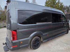 Pelēks Volkswagen Crafter 2023 Rīga, ar dzinēja tilpumu 2.00 L un nobraukumu 24 tūkst. km par 56750 €, foto 3 vietnē AUTOMOTO.COM.LV