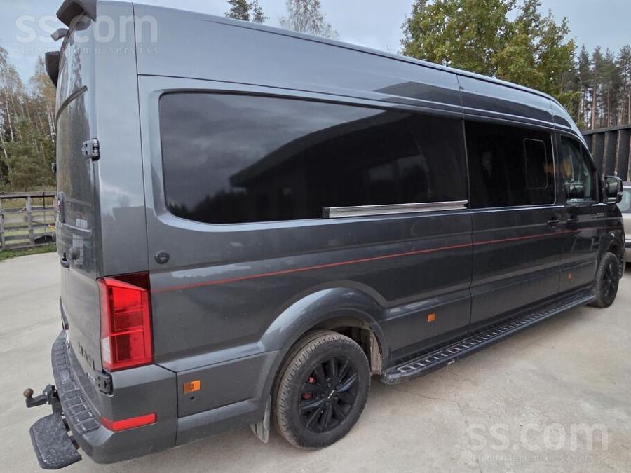 Pelēks Volkswagen Crafter 2023 Rīga, ar dzinēja tilpumu 2.00 L un nobraukumu 24 tūkst. km par 56750 €, foto 3 vietnē AUTOMOTO.COM.LV