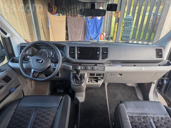 Pelēks Volkswagen Crafter 2023 Rīga, ar dzinēja tilpumu 2.00 L un nobraukumu 24 tūkst. km par 56750 €, foto 5 vietnē AUTOMOTO.COM.LV