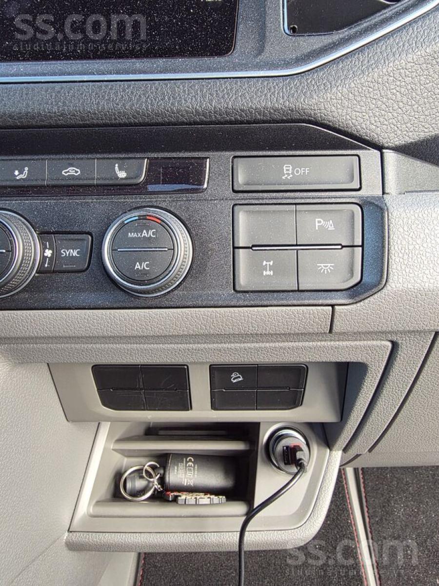 Pelēks Volkswagen Crafter 2023 Rīga, ar dzinēja tilpumu 2.00 L un nobraukumu 24 tūkst. km par 56750 €, foto 7 vietnē AUTOMOTO.COM.LV