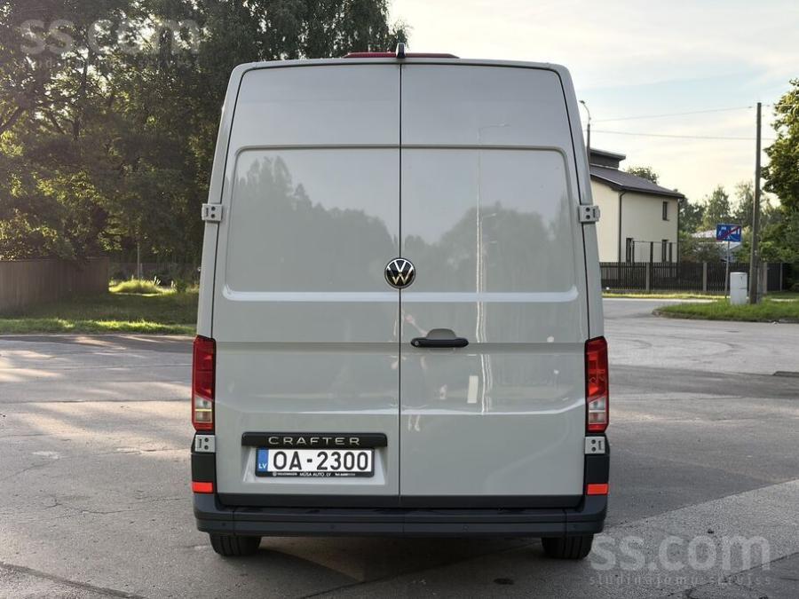 Pelēks Volkswagen Crafter 2025 Rīga, ar dzinēja tilpumu 2.00 L un nobraukumu 50 tūkst. km par 38990 €, foto 6 vietnē AUTOMOTO.COM.LV