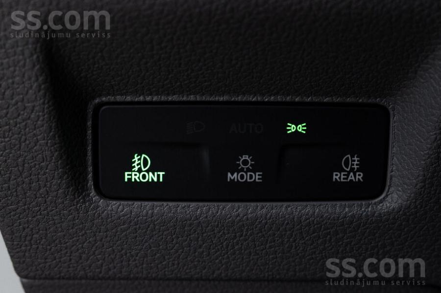 Pelēks Volkswagen Crafter 2026 Ventspils, ar dzinēja tilpumu 2.00 L un nobraukumu 0 tūkst. km par 62500 €, foto 24 vietnē AUTOMOTO.COM.LV