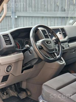 Pelēks Volkswagen Crafter 2021 Rīga, ar dzinēja tilpumu 2.00 L un nobraukumu 310 tūkst. km par 19950 €, foto 4 vietnē AUTOMOTO.COM.LV