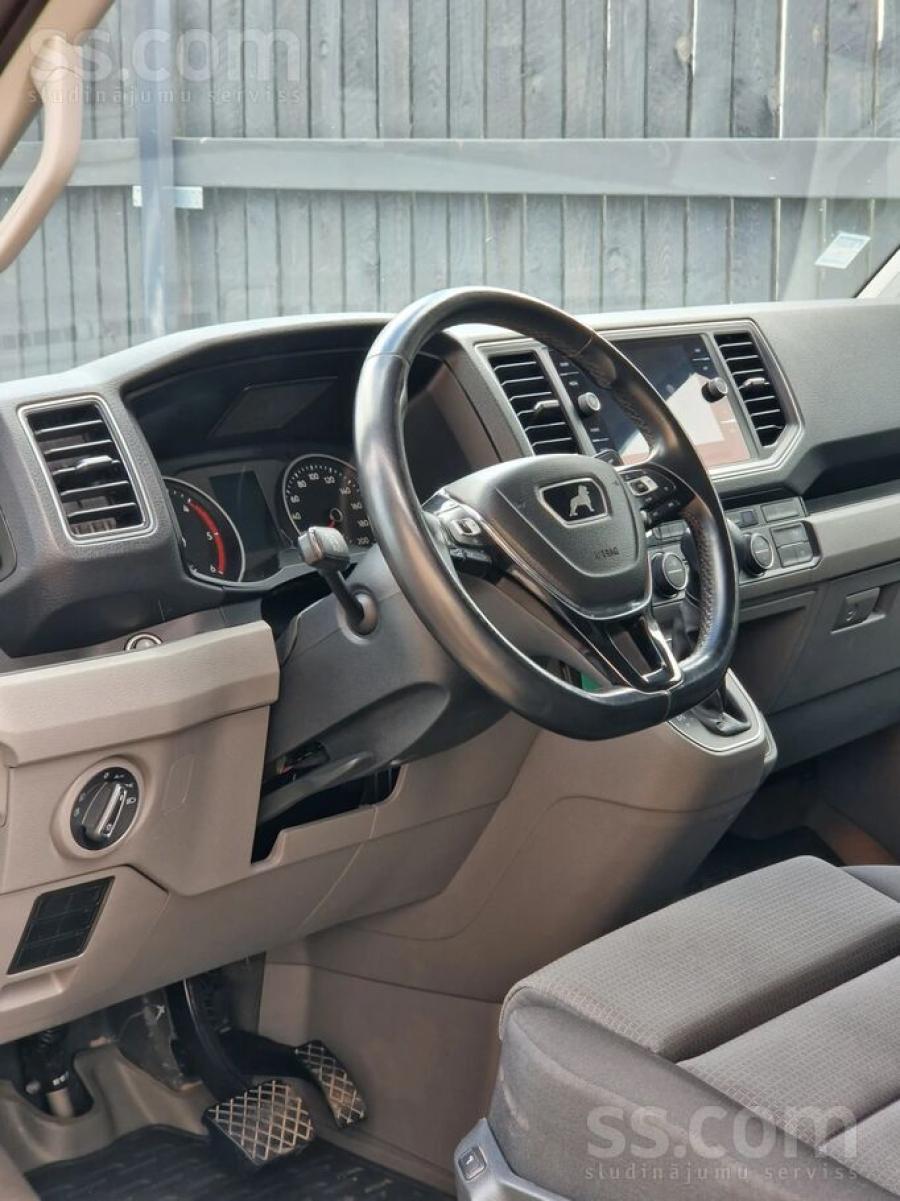 Pelēks Volkswagen Crafter 2021 Rīga, ar dzinēja tilpumu 2.00 L un nobraukumu 310 tūkst. km par 19950 €, foto 4 vietnē AUTOMOTO.COM.LV