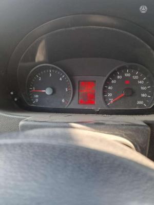 Grey Volkswagen Crafter 2015 in Vilnius, with an engine capacity of 2.00 L and mileage of 165 thousand km for 14520 €, photo 5 on AUTOMOTO.COM.LV