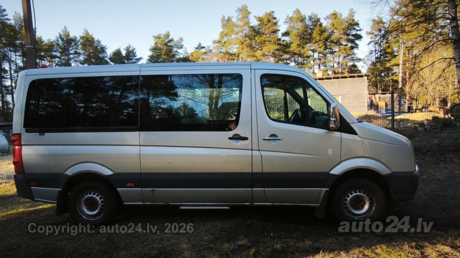 Pelēks Volkswagen Crafter 2007 Tallina, ar dzinēja tilpumu 2.50 L un nobraukumu 296 tūkst. km par 9000 €, foto 3 vietnē AUTOMOTO.COM.LV