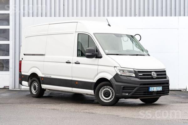 Volkswagen Crafter 2021 in Riga, with an engine capacity of 2.00 L and mileage of 53 thousand km for 13750 €, photo 2 on AUTOMOTO.COM.LV