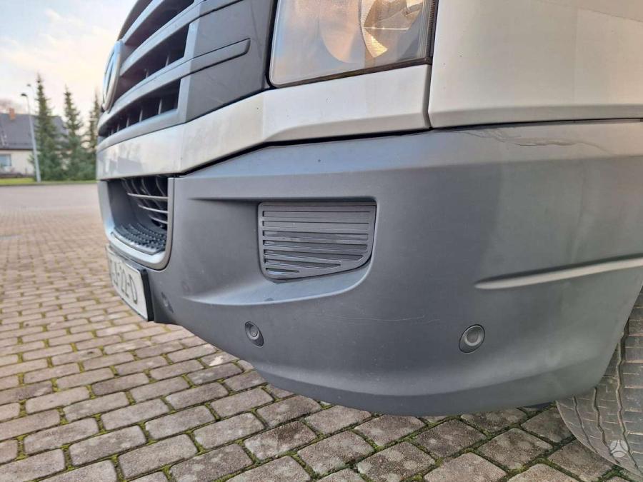 Volkswagen Crafter 2017 in Dobele, with an engine capacity of 2.00 L and mileage of 303 thousand km for 9900 €, photo 11 on AUTOMOTO.COM.LV