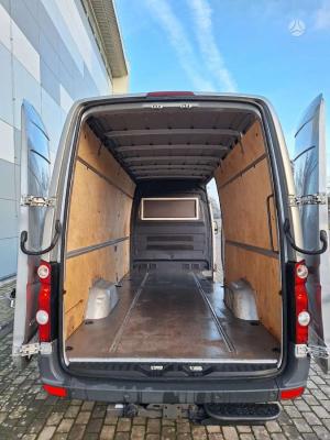 Volkswagen Crafter 2017 in Dobele, with an engine capacity of 2.00 L and mileage of 303 thousand km for 9900 €, photo 19 on AUTOMOTO.COM.LV