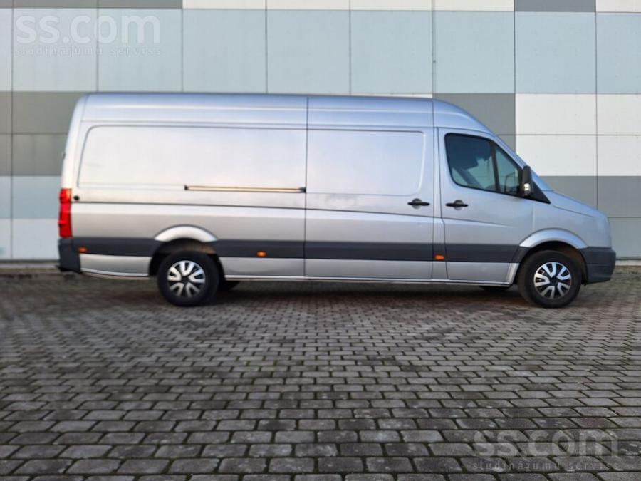 Volkswagen Crafter 2017 in Jekabpils, with an engine capacity of 2.00 L and mileage of 303 thousand km for 9900 €, photo 6 on AUTOMOTO.COM.LV