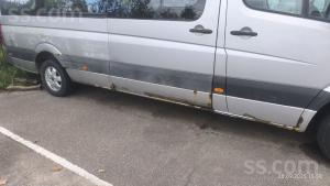 Volkswagen Crafter 2006 Rīga, ar dzinēja tilpumu 2.50 L un nobraukumu 222 tūkst. km par 6500 €, foto 3 vietnē AUTOMOTO.COM.LV