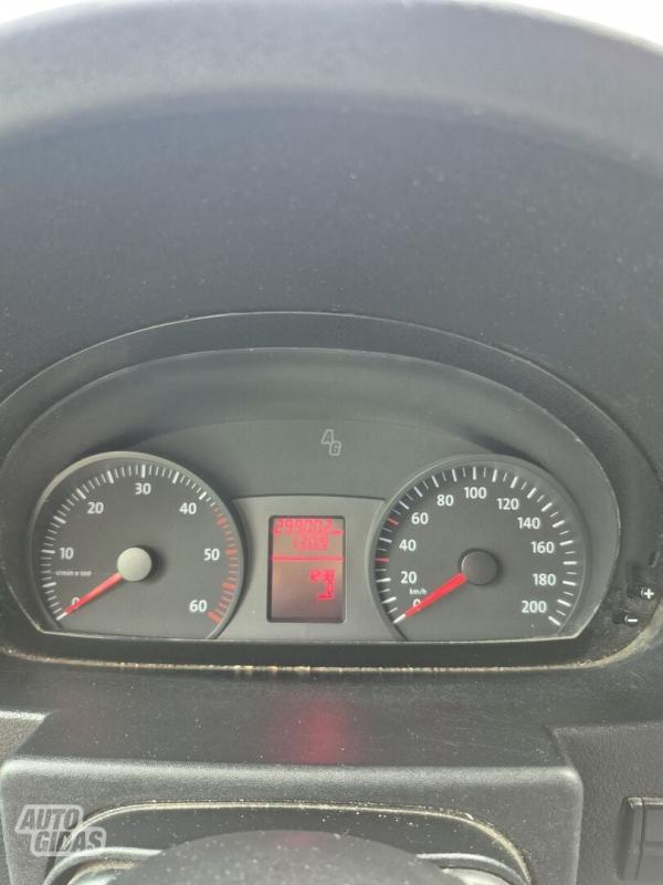 Volkswagen Crafter 2009 Kelmė, ar dzinēja tilpumu 2.50 L un nobraukumu 295 tūkst. km par 4850 €, foto 3 vietnē AUTOMOTO.COM.LV