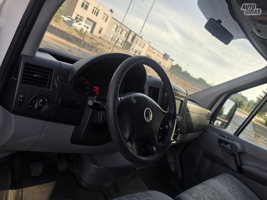 Volkswagen Crafter 2009 Viļņa, ar dzinēja tilpumu 2.50 L un nobraukumu 363 tūkst. km par 8500 €, foto 15 vietnē AUTOMOTO.COM.LV
