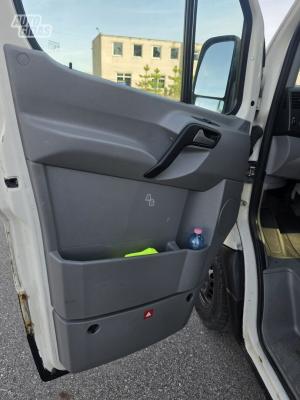 Volkswagen Crafter 2009 Viļņa, ar dzinēja tilpumu 2.50 L un nobraukumu 363 tūkst. km par 8500 €, foto 17 vietnē AUTOMOTO.COM.LV